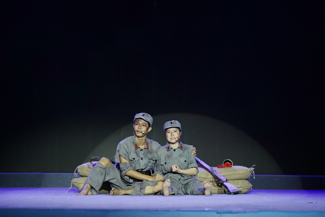 我院倾情献演“启航自贸港”文化艺术季 以青春艺彩润泽琼岛文化芳华-海南艺术职业学院